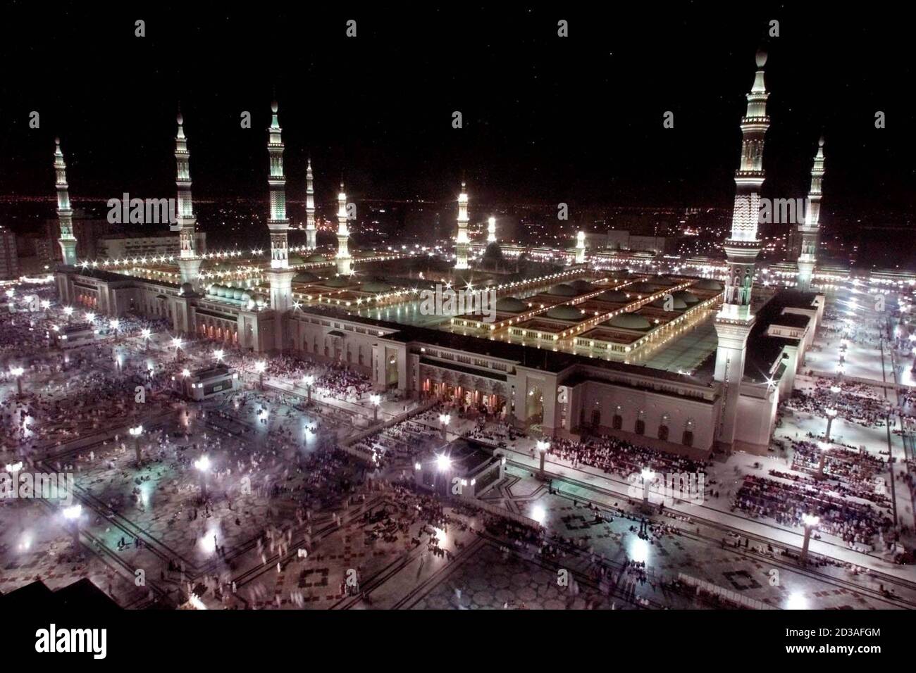 Holy mosque of prophet medina hi-res stock photography and images - Alamy