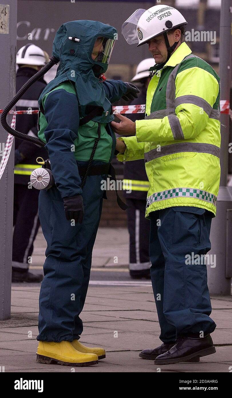 Liverpool Ambulance Service High Resolution Stock Photography and ...