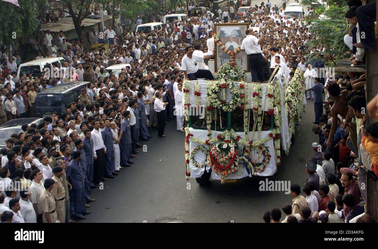 Died aged 69 hi-res stock photography and images - Alamy