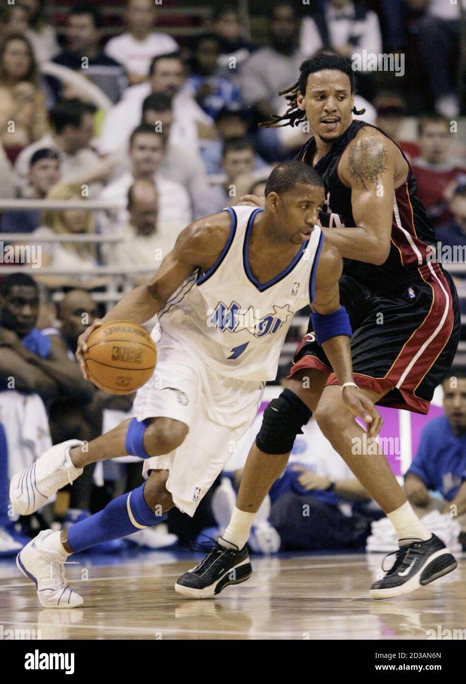 Tracy mcgrady 2003 hi-res stock photography and images - Alamy