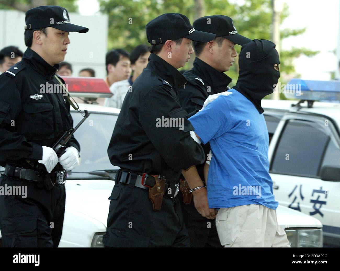 Shanghai Police High Resolution Stock Photography and Images - Alamy
