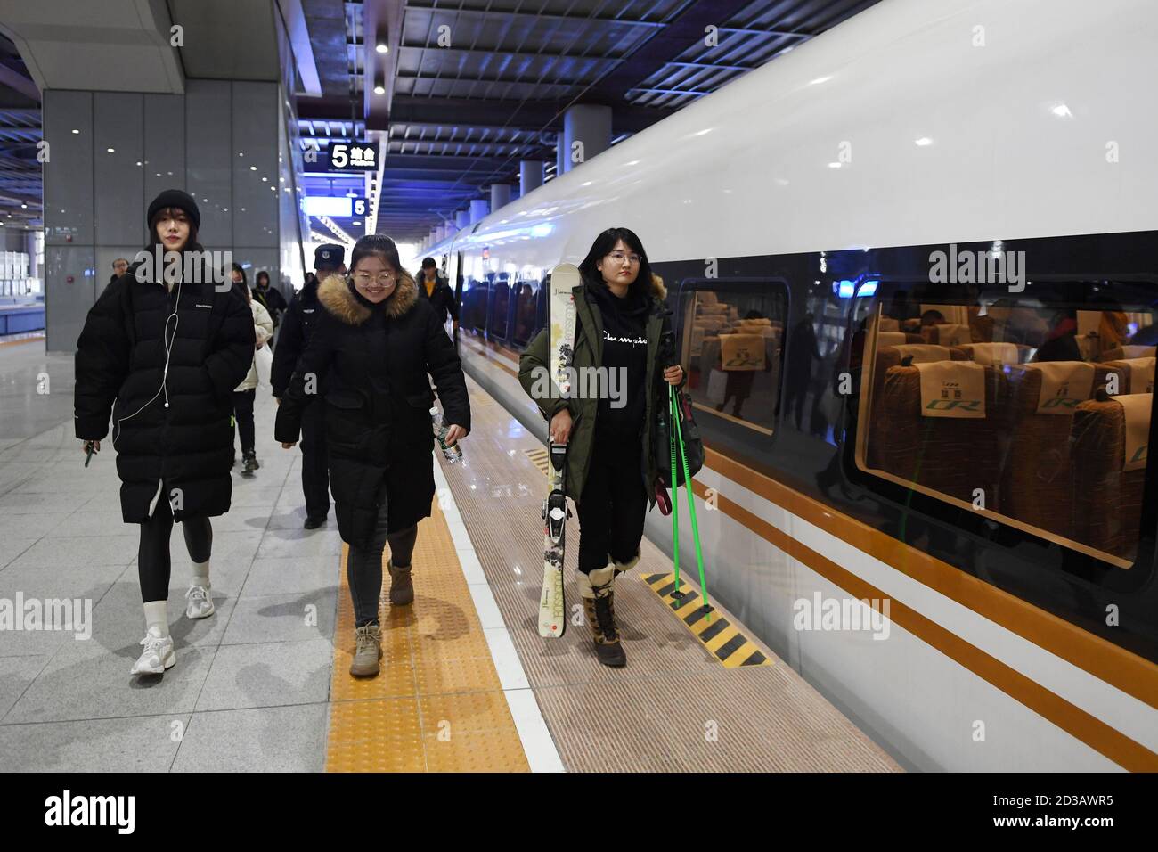 Railway speed boards hi-res stock photography and images - Alamy