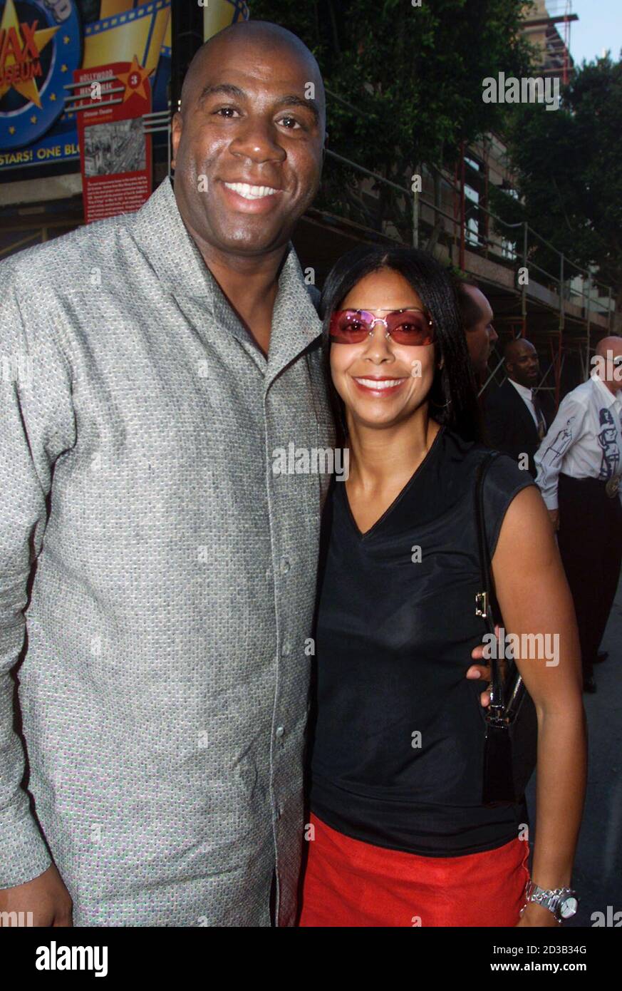 Magic johnson wife cookie 2001 hi-res stock photography and images - Alamy