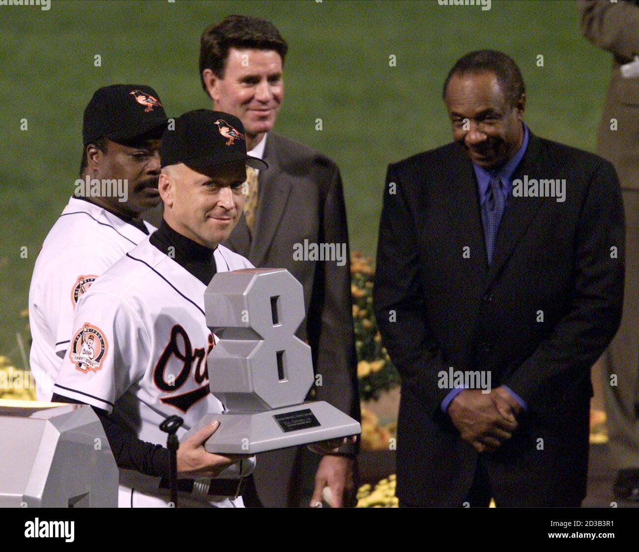 Frank robinson orioles hi-res stock photography and images - Alamy