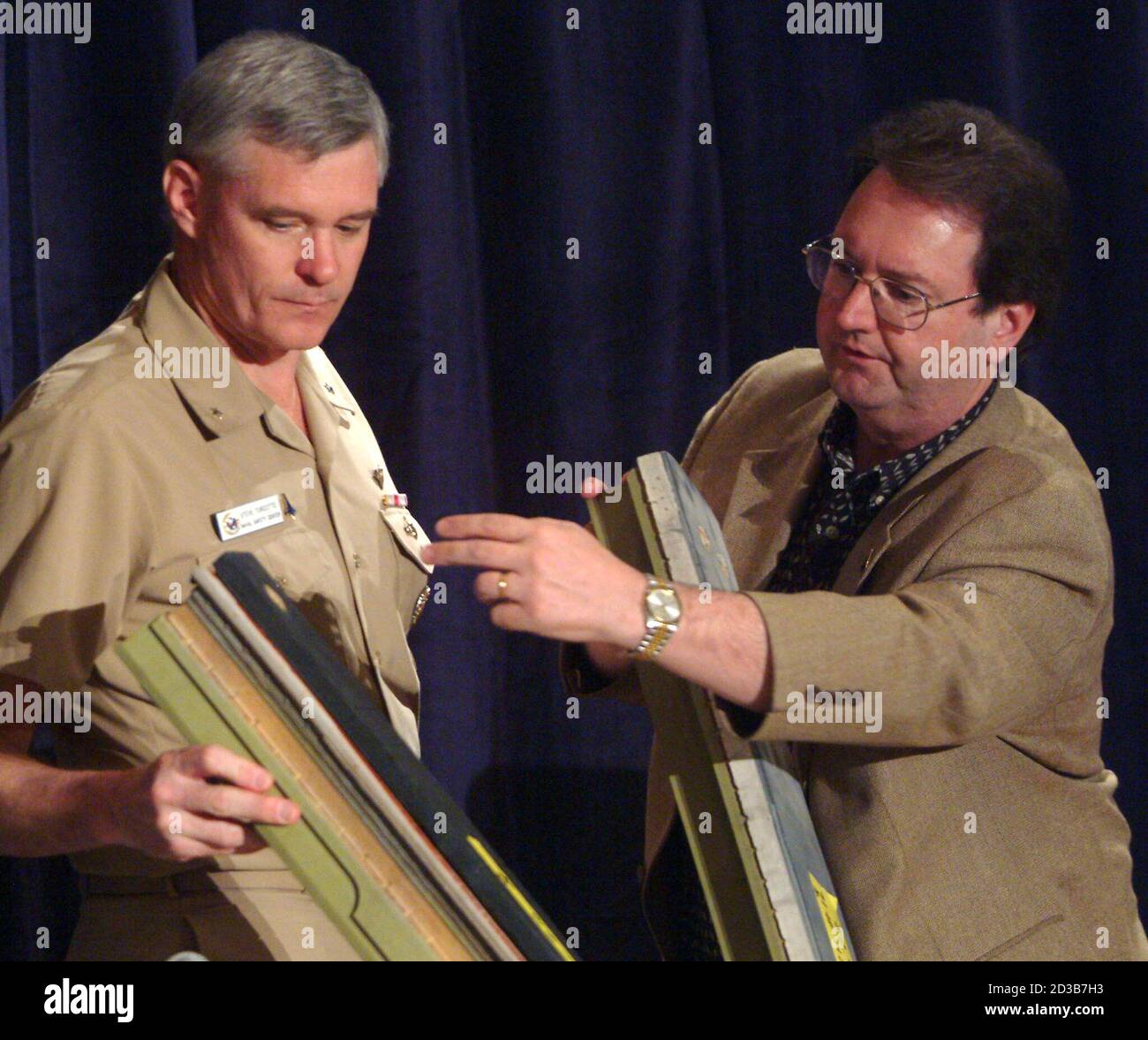 Space shuttle accident hi-res stock photography and images - Alamy