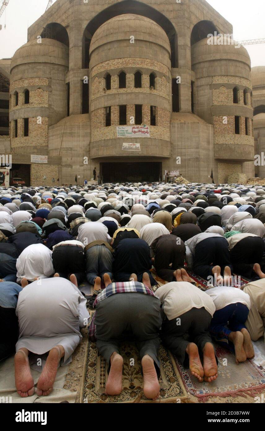 Saddam husseins capture hi-res stock photography and images - Alamy