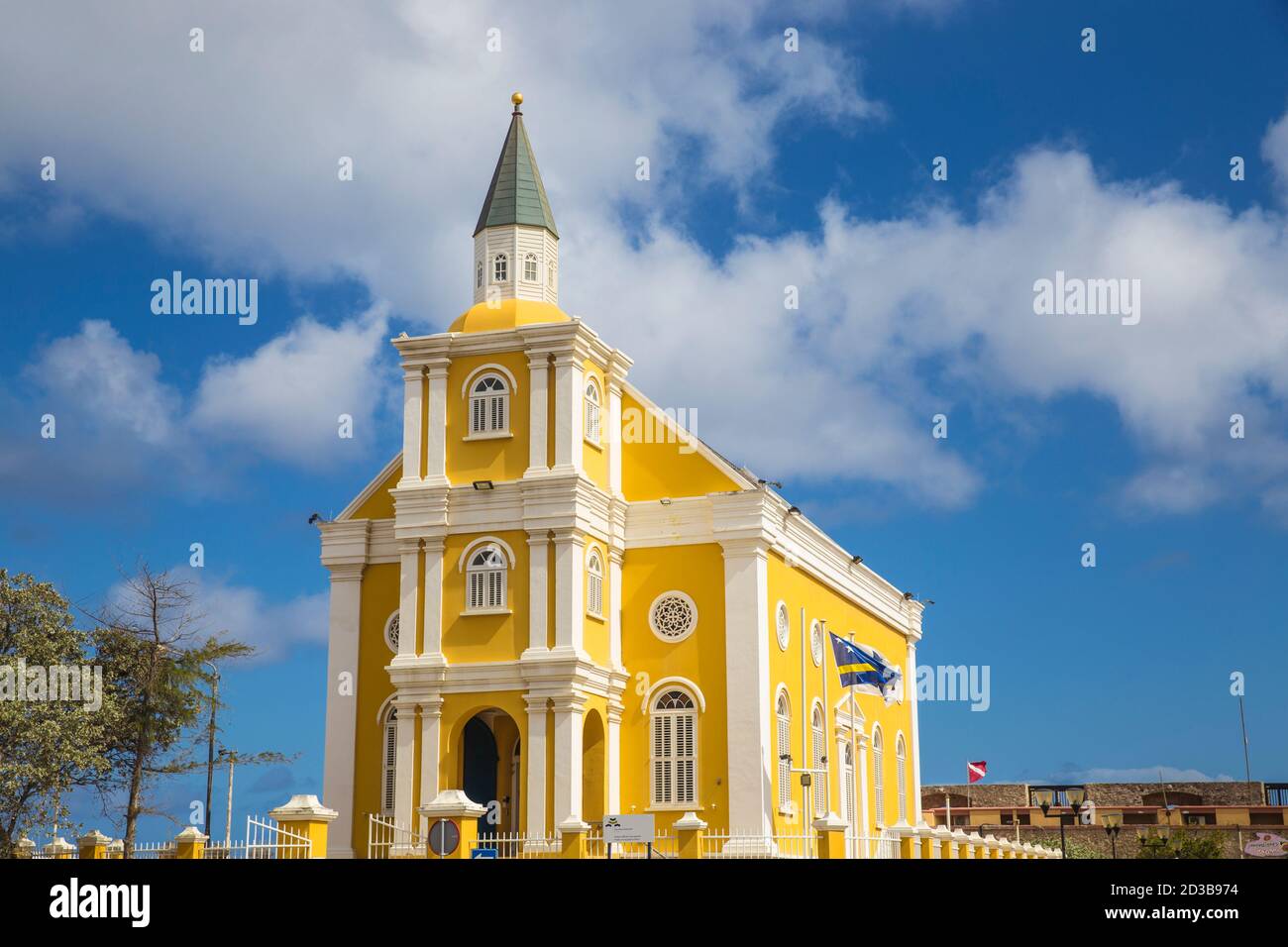 Curacao, Willemstad, Punda, Wilhelminaplein, De Temple Stock Photo - Alamy