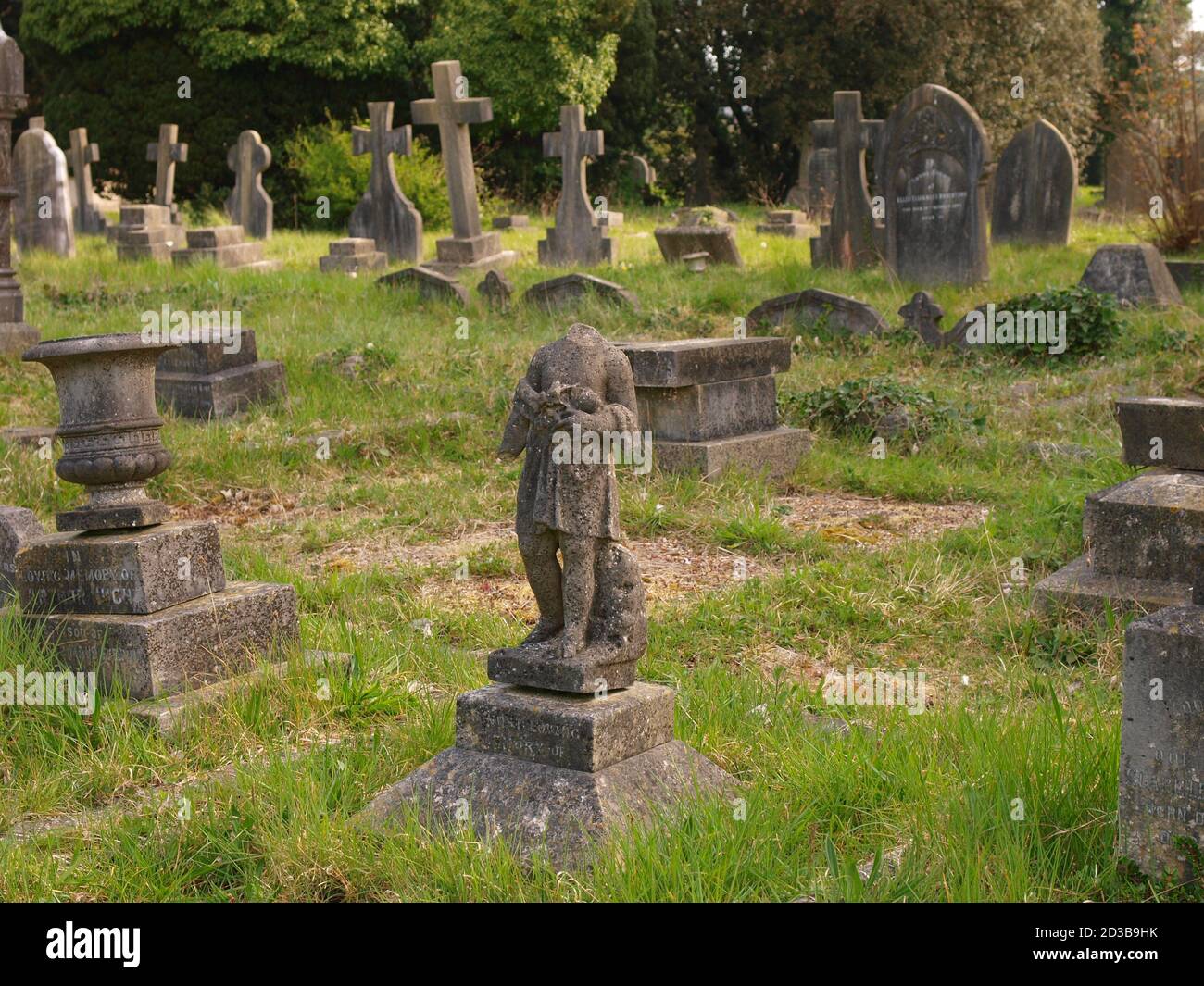 Headless Statues in a graveyard Stock Photo - Alamy