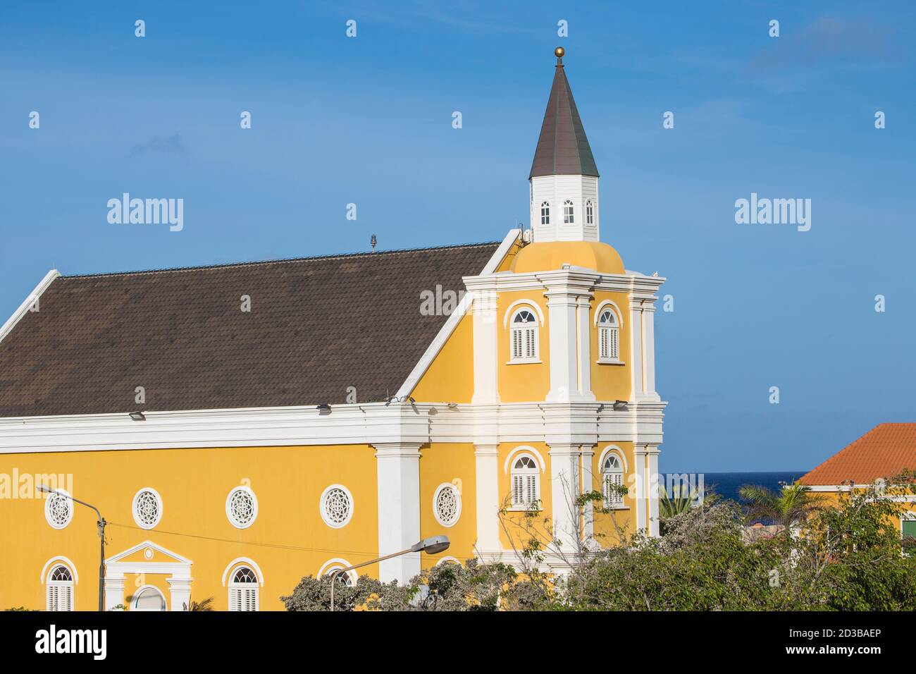 Curacao, Willemstad, Punda, Wilhelminaplein, De Temple Stock Photo - Alamy