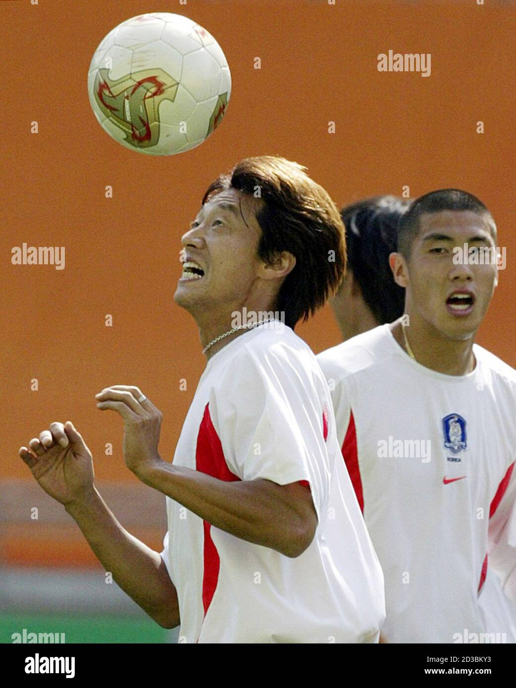 Hwang sun hong hi-res stock photography and images - Alamy