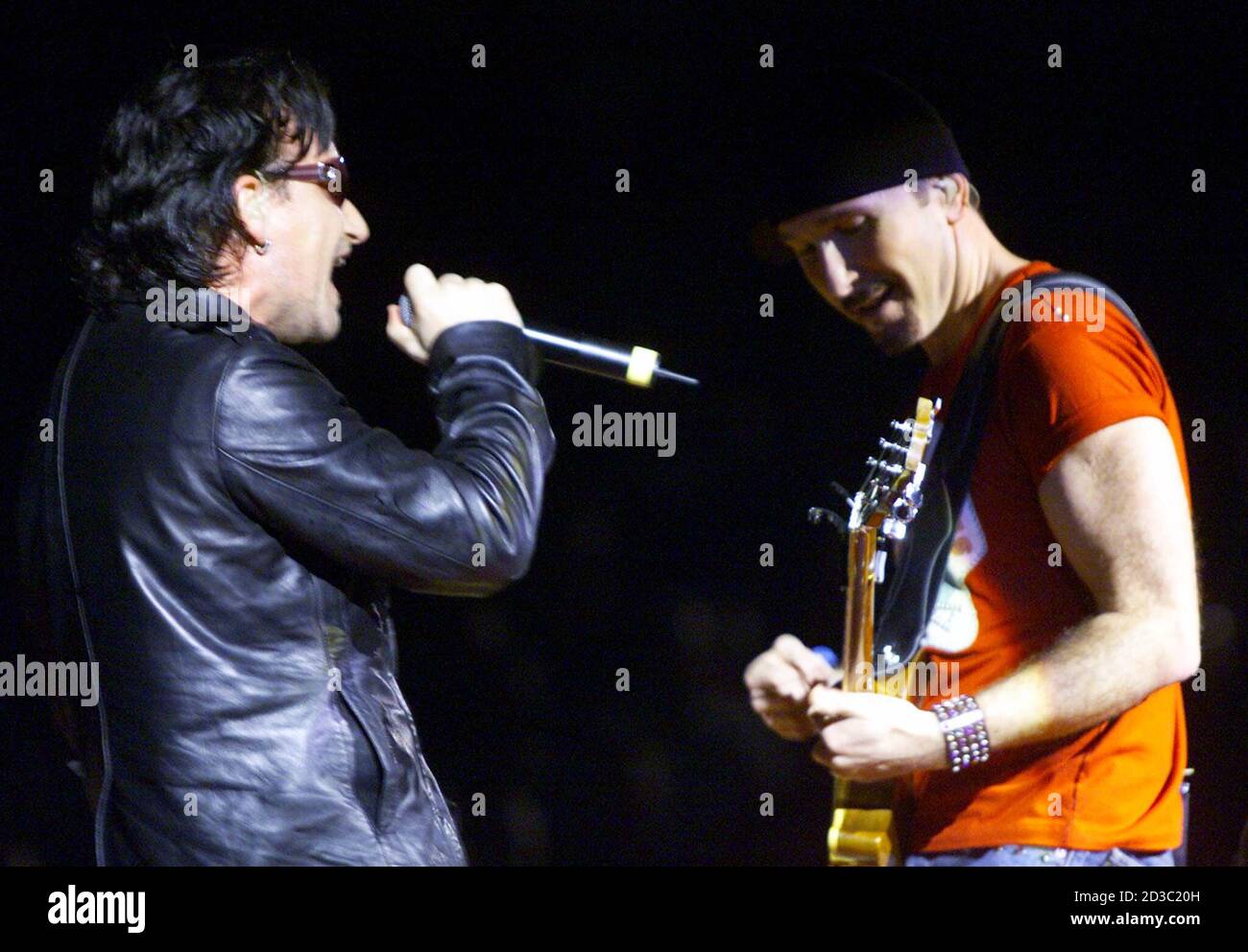 U2 2001 hi-res stock photography and images - Alamy