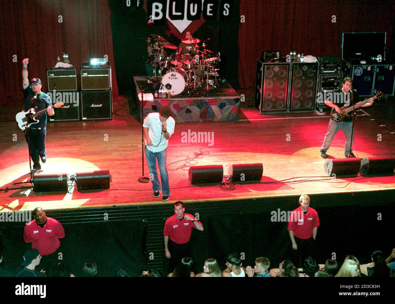 Terry corso alien ant farm guitarist hi-res stock photography and ...