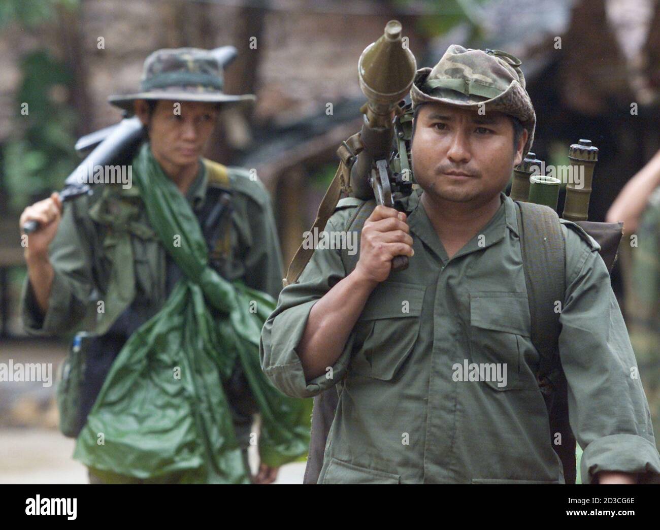 Karen national liberation army soldiers hi-res stock photography and ...