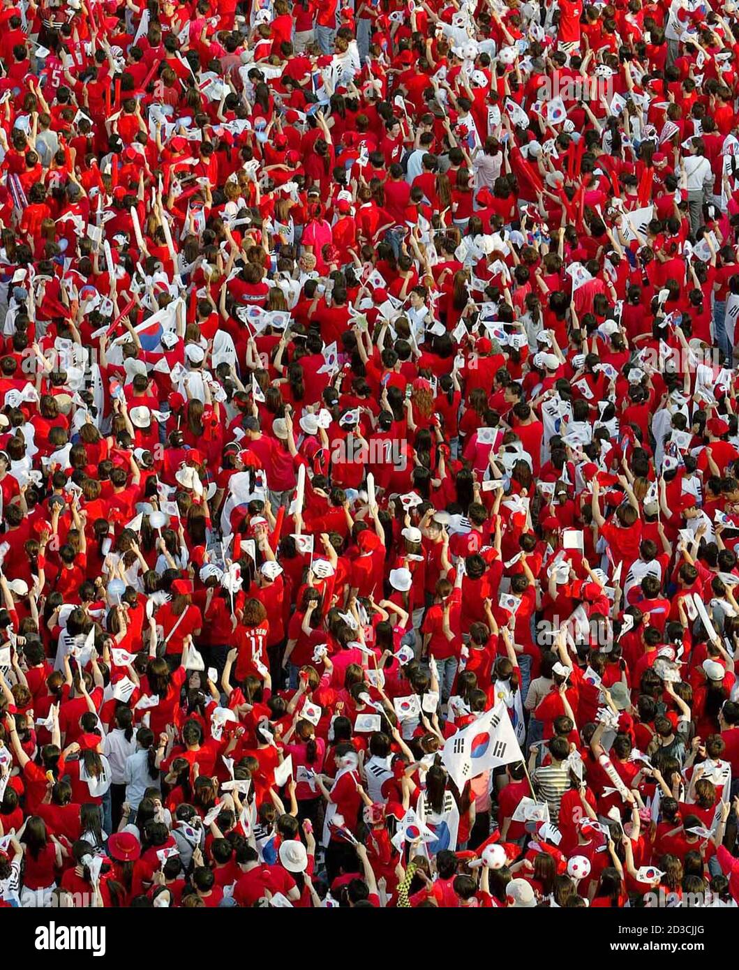 Seoul city hall square hi-res stock photography and images - Alamy