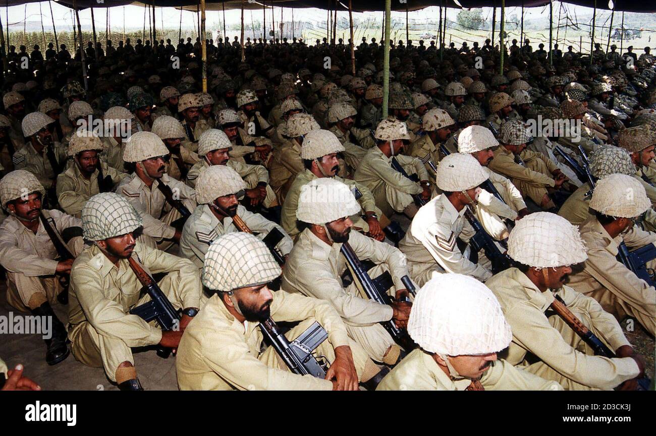 Forward Deployed Soldiers High Resolution Stock Photography and Images ...