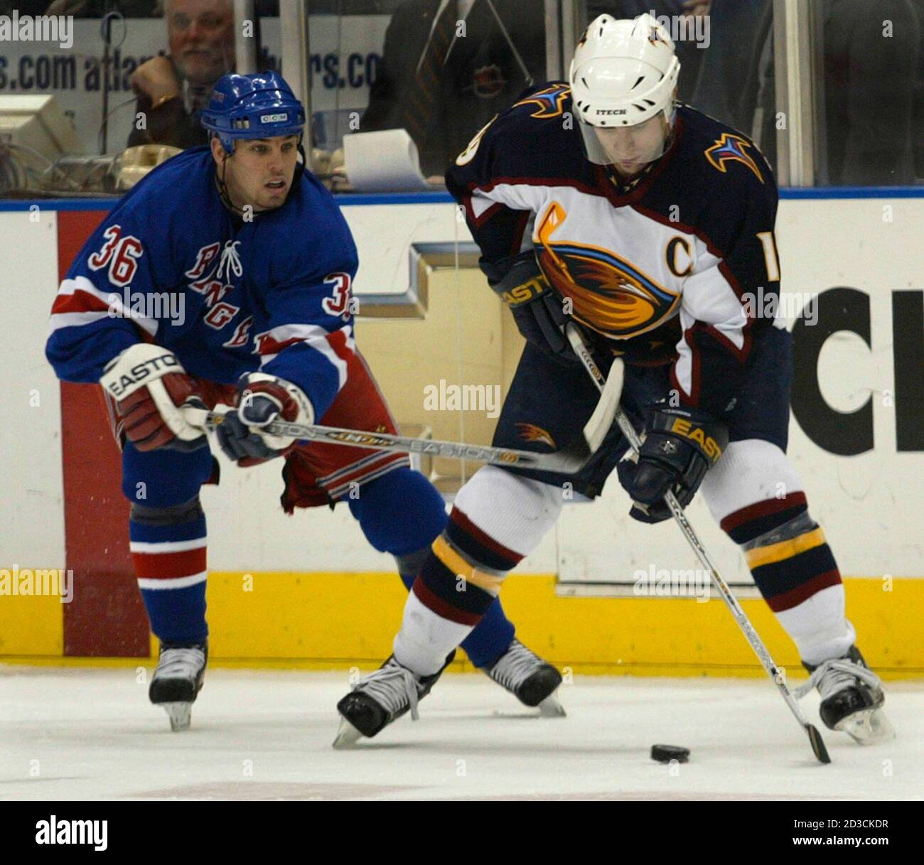 Matthew barnaby rangers hi-res stock photography and images - Alamy