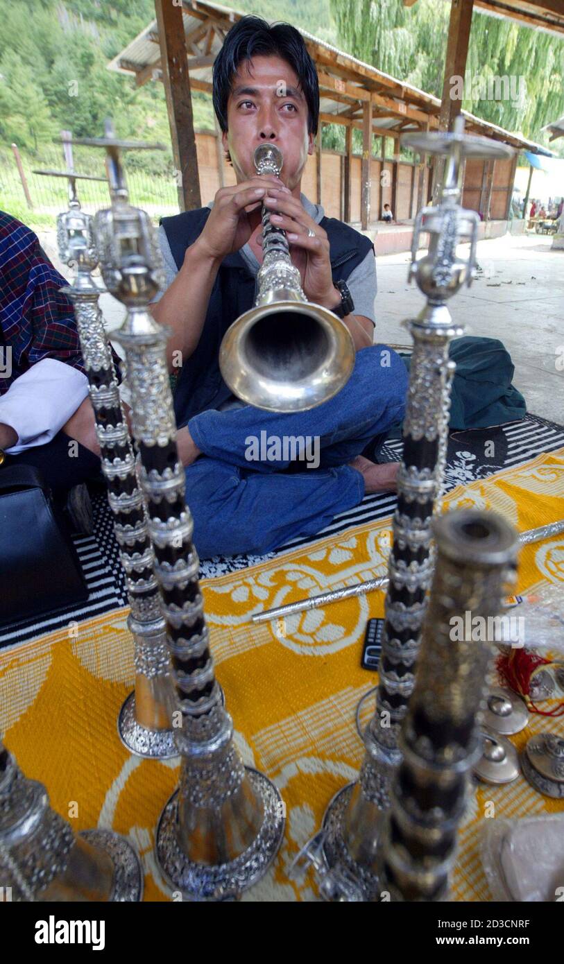 Ceremonies and customers hi-res stock photography and images - Alamy