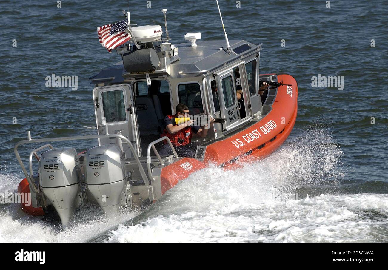 Anti terrorism training team hi-res stock photography and images - Alamy