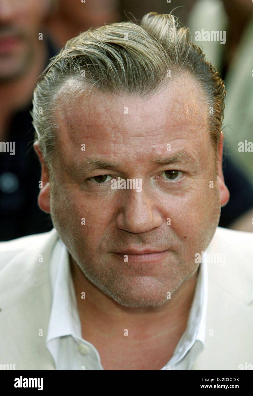 Actor ray winstone hi-res stock photography and images - Alamy