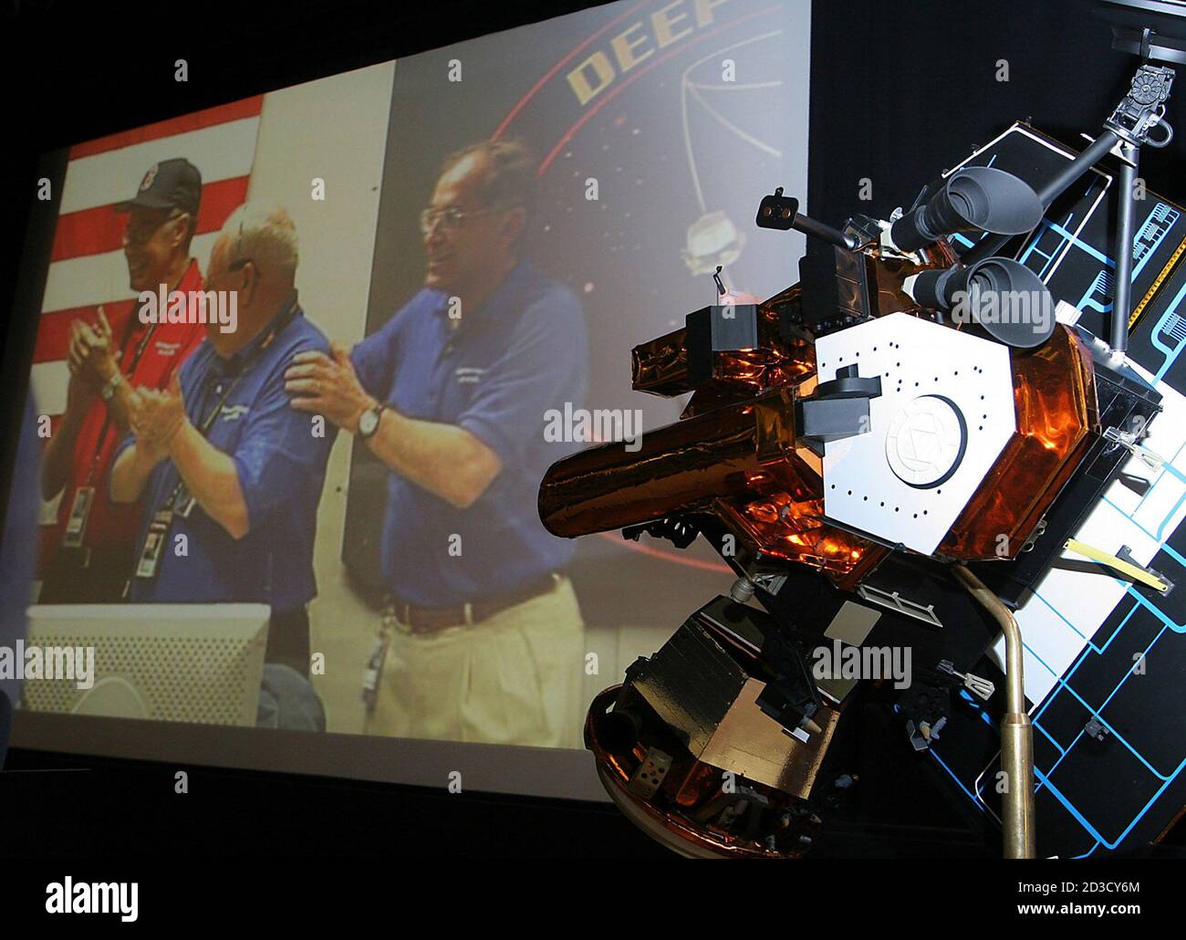 Deep impact mission hi-res stock photography and images - Alamy