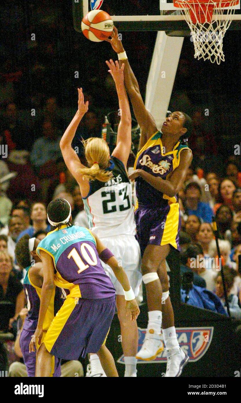 Lisa leslie wnba hi-res stock photography and images - Alamy