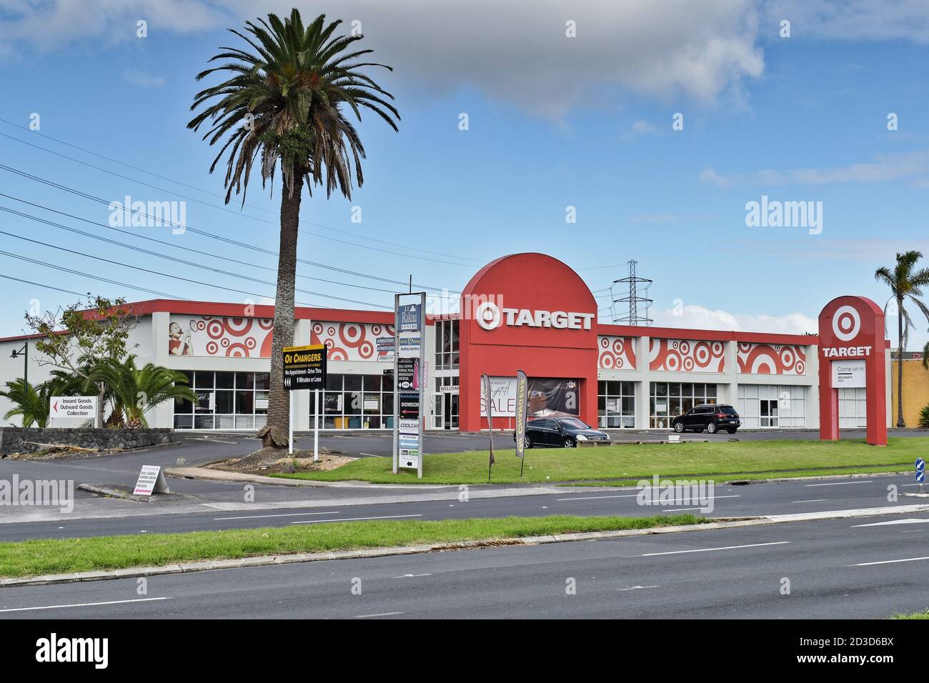 AUCKLAND, NEW ZEALAND - Apr 02, 2019: Auckland / New Zealand - April 2 ...