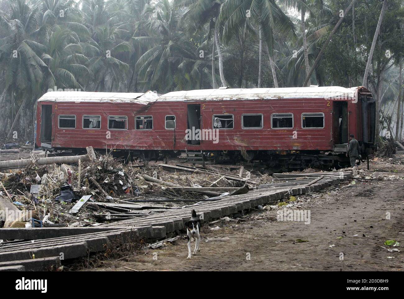 Smashed wagons hi-res stock photography and images - Alamy
