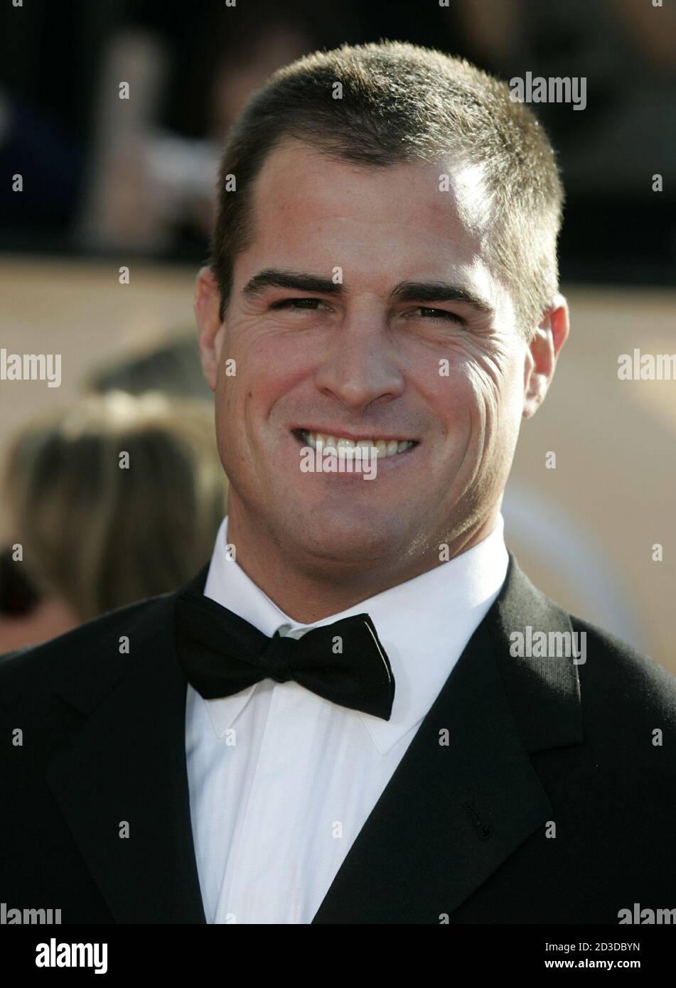 George eads csi hi-res stock photography and images - Alamy