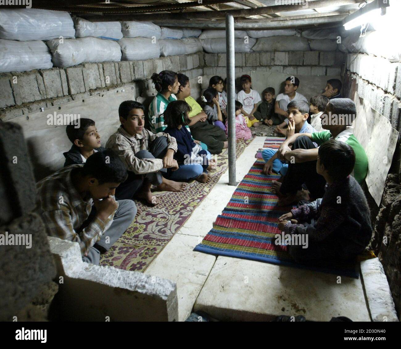 Baghdad iraq iraqi family hi-res stock photography and images - Alamy