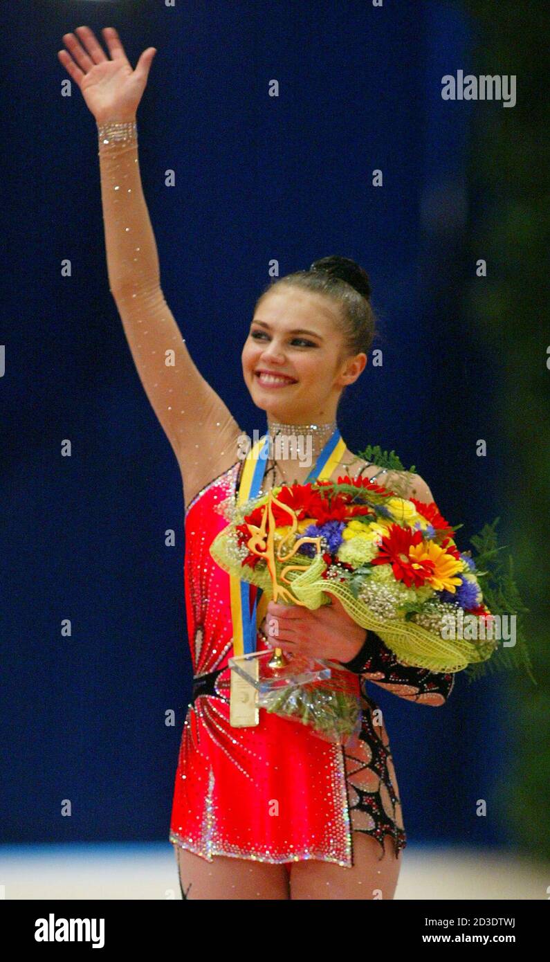 Alina Kabaeva Gold High Resolution Stock Photography and Images - Alamy
