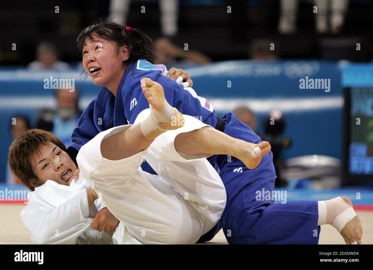 Anno 2004 hi-res stock photography and images - Alamy