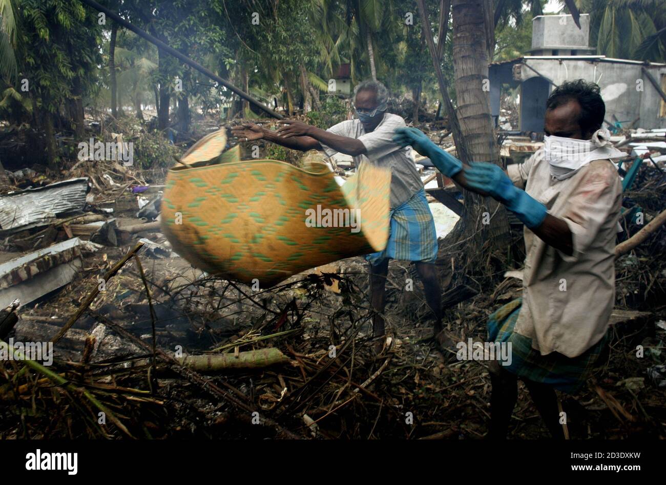 Mangled body hi-res stock photography and images - Alamy