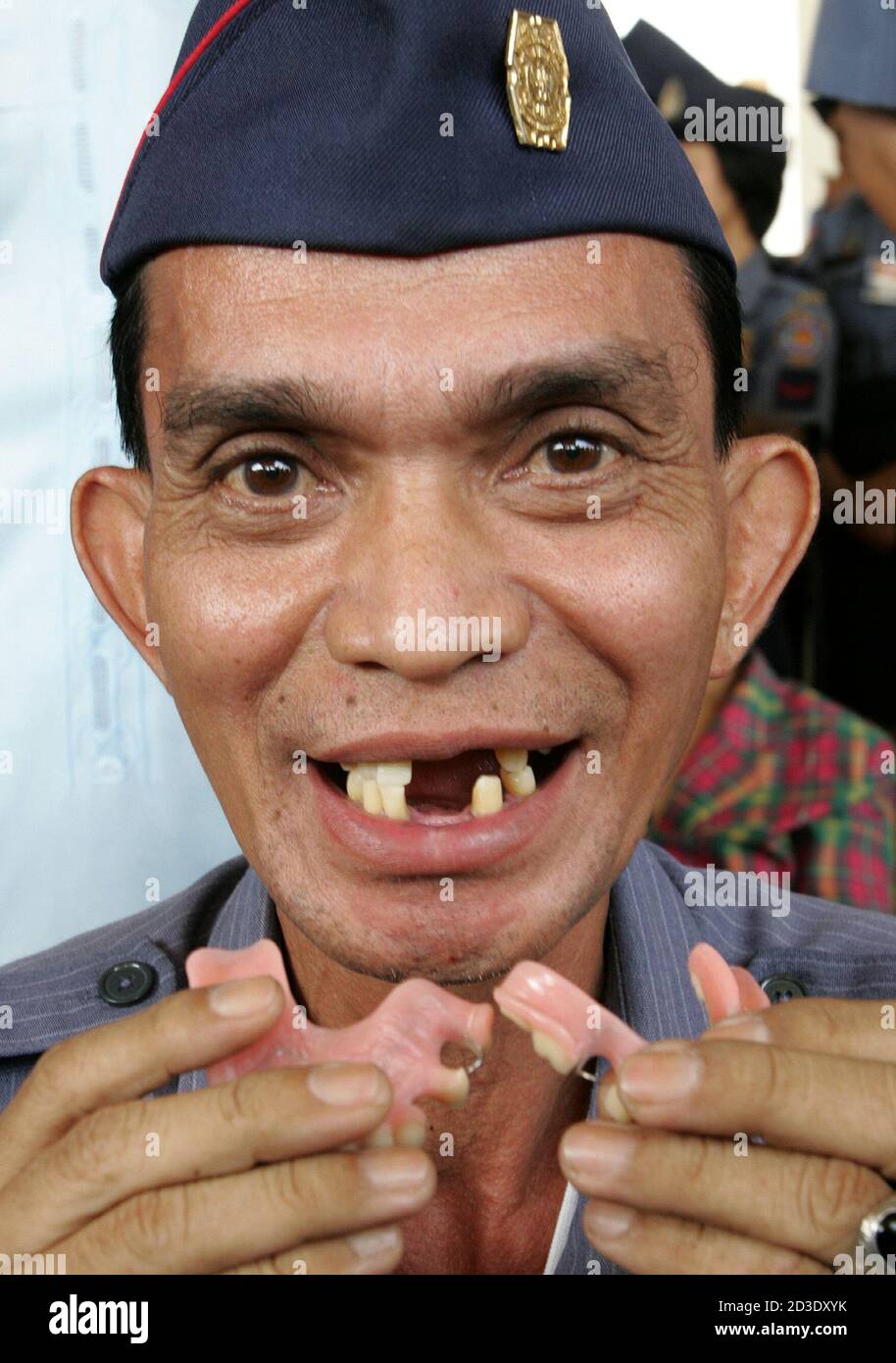 New dentures hi-res stock photography and images - Alamy