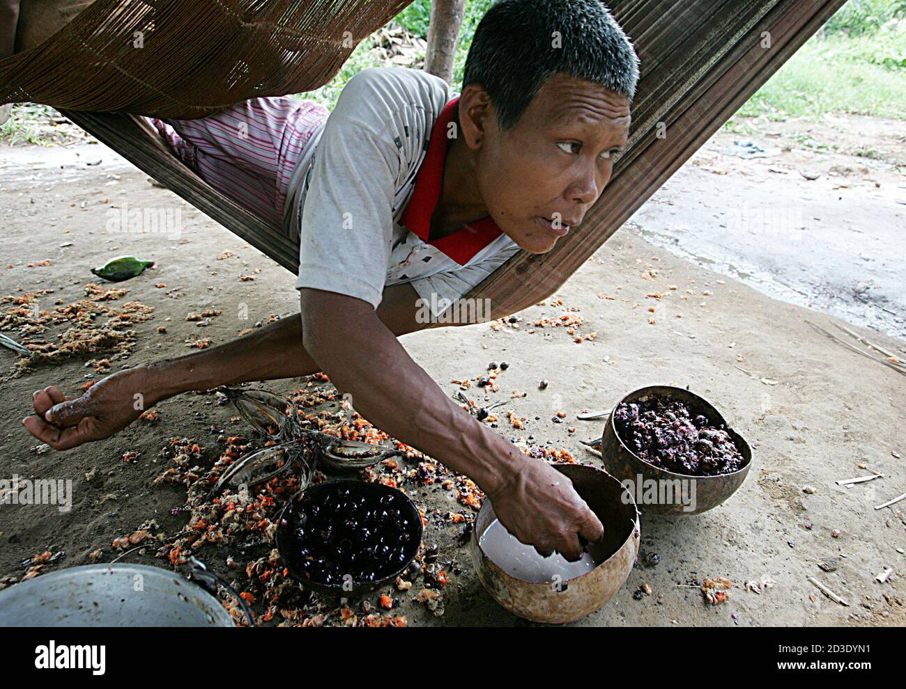 Nukak makú tribe hi-res stock photography and images - Alamy