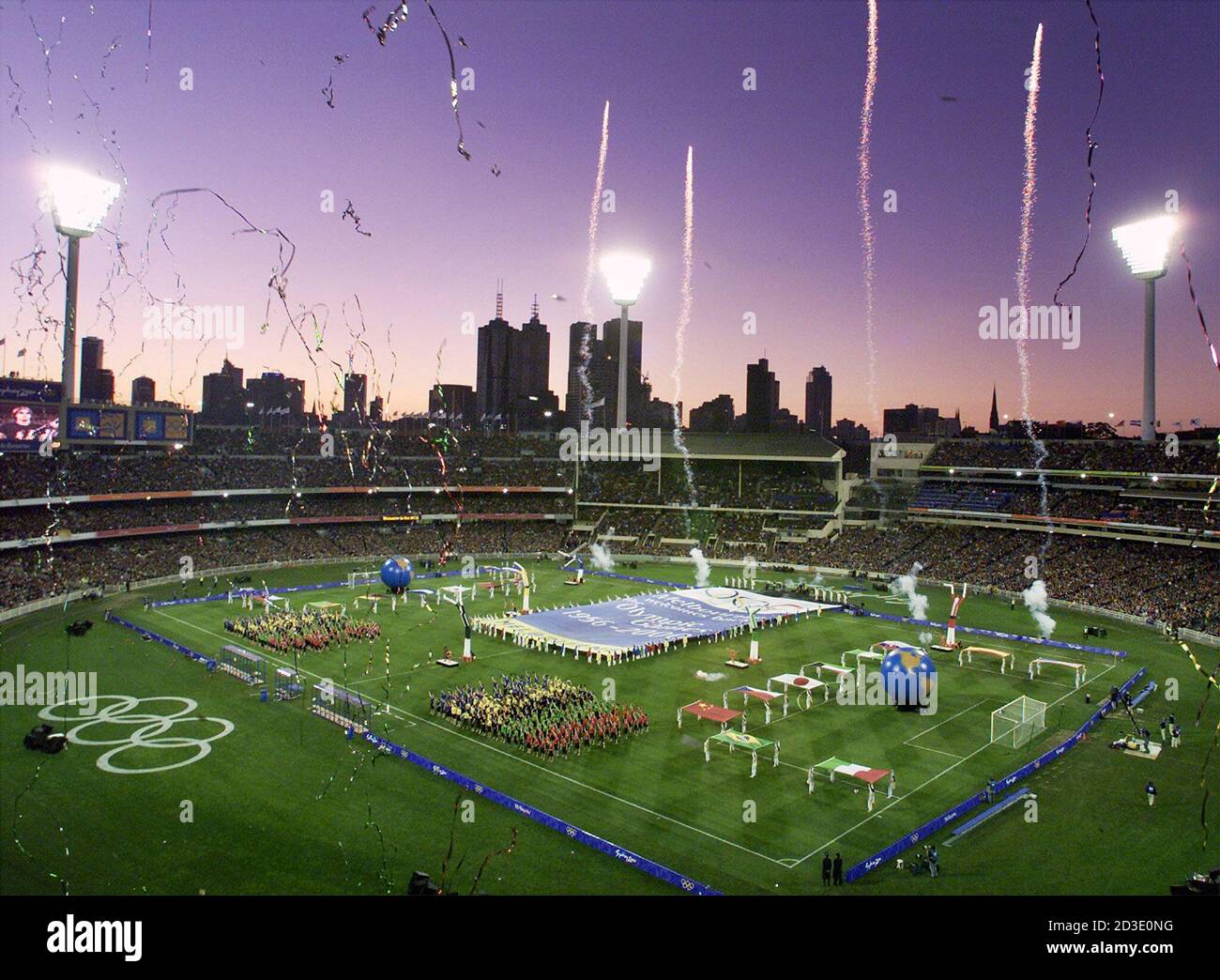 Sydney olympics 2000 opening ceremony' hi-res stock photography and ...