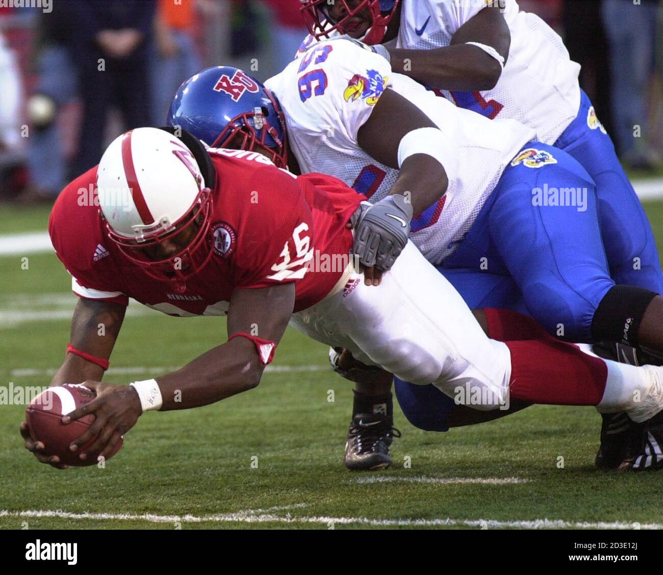 Nebraska football defense hi-res stock photography and images - Alamy