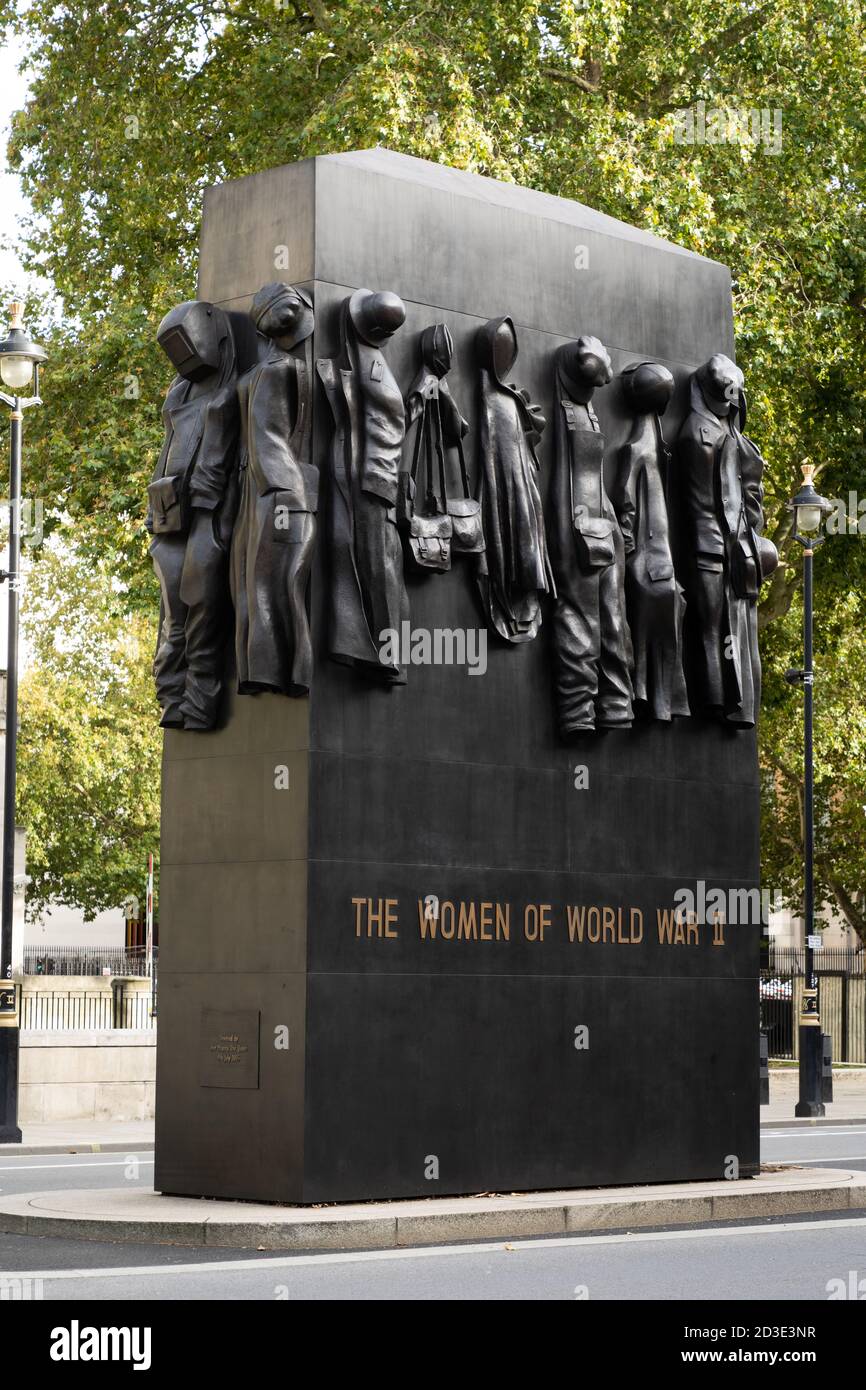The Women of World War II monument, Whitehall Stock Photo - Alamy