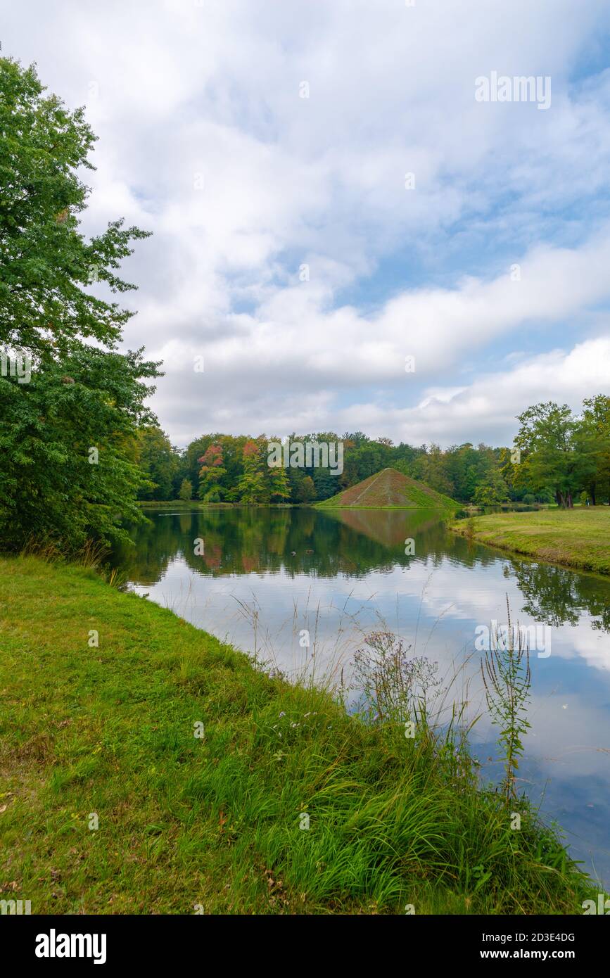 Water pyramid hi-res stock photography and images - Alamy