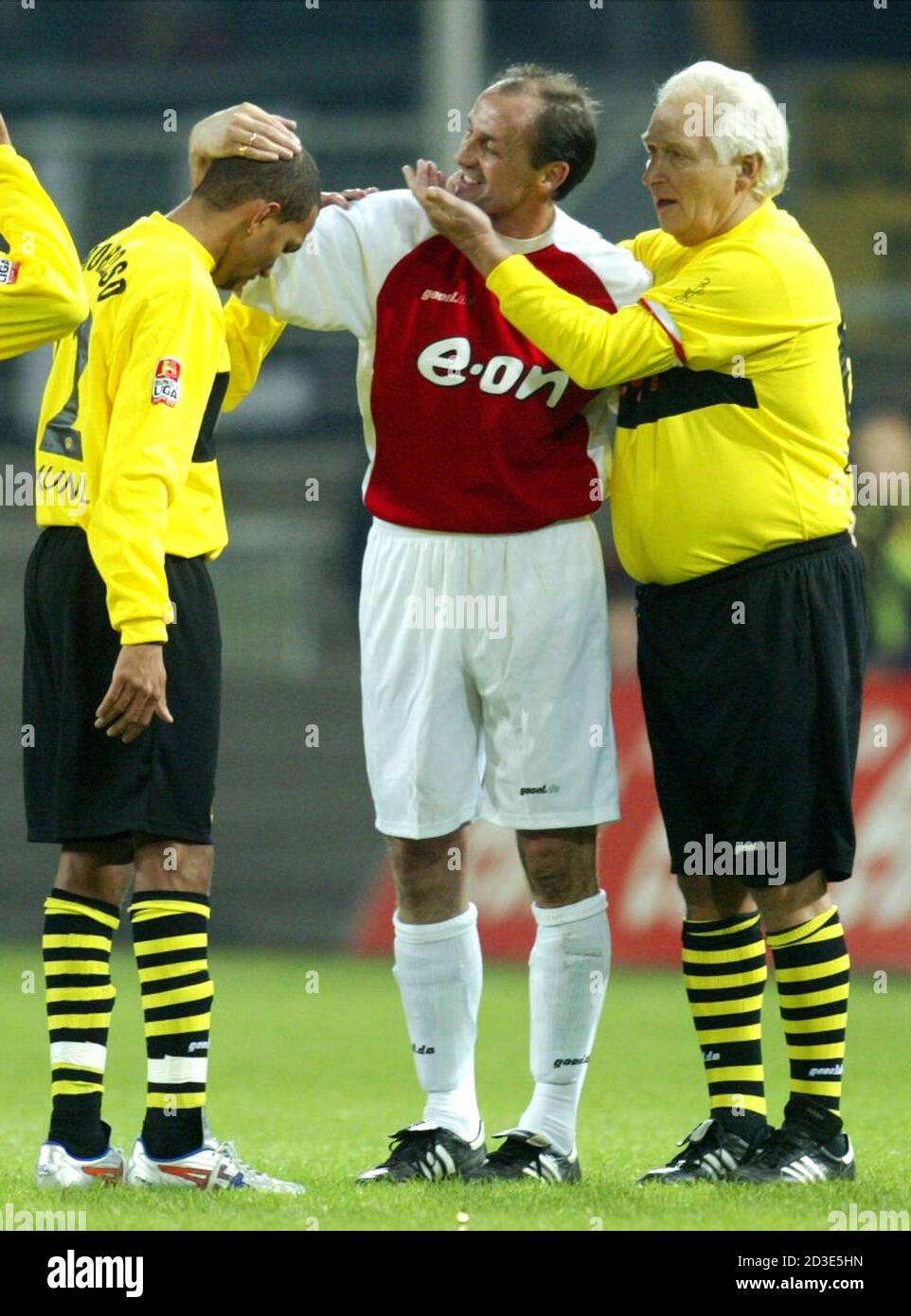 Borussia dortmund player hi-res stock photography and images - Alamy