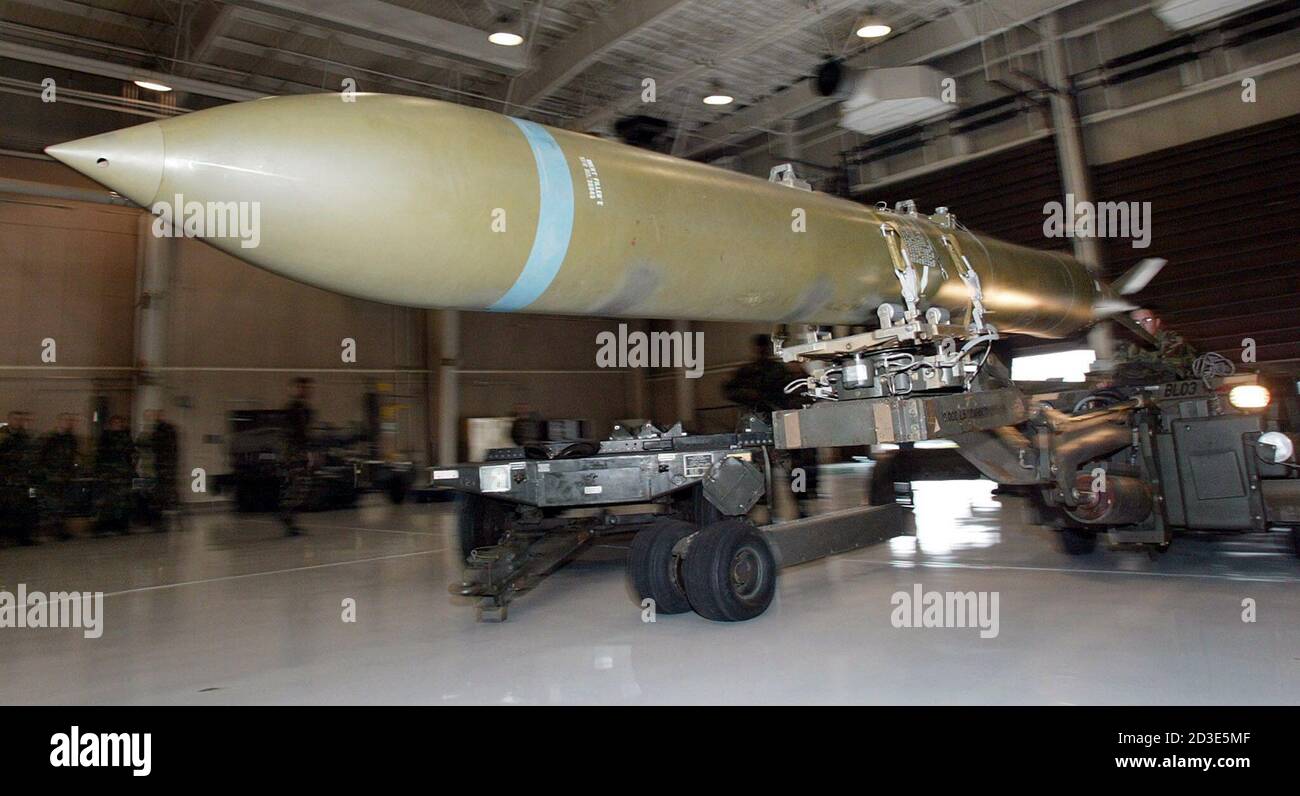 Loading bunker hi-res stock photography and images - Alamy