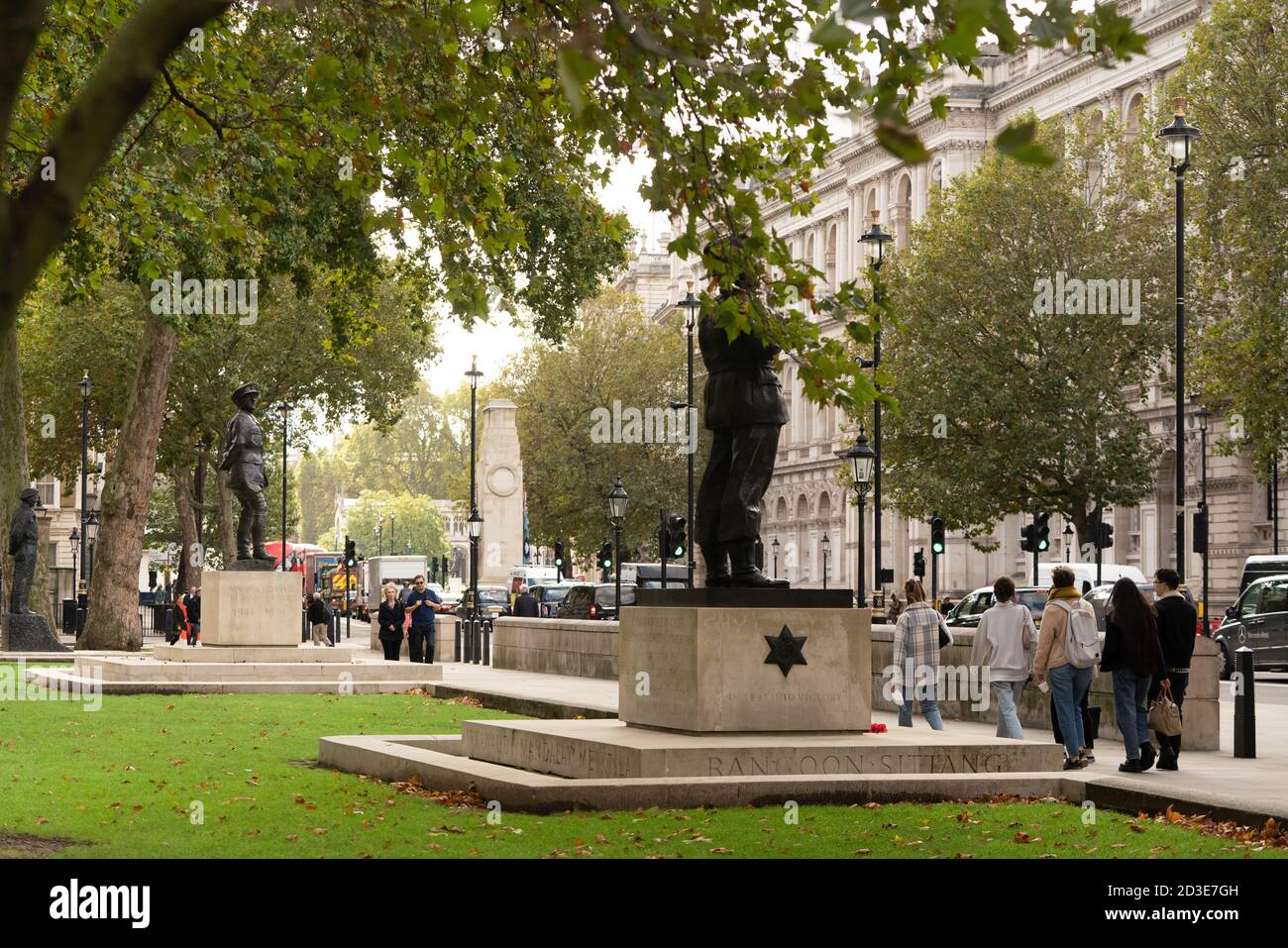 Statue viscount slim whitehall hi-res stock photography and images - Alamy