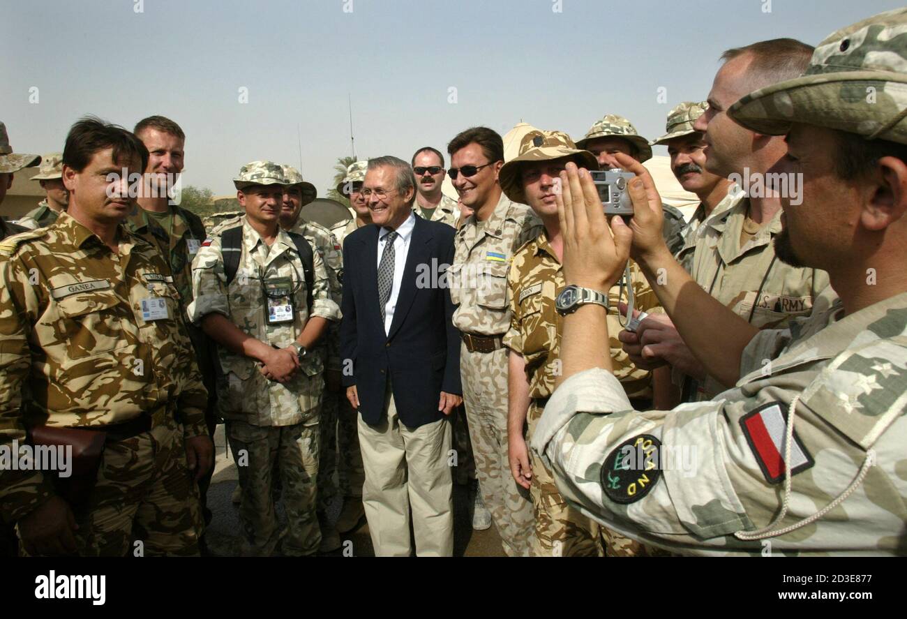 British soldiers iraq 2003 hi-res stock photography and images - Alamy