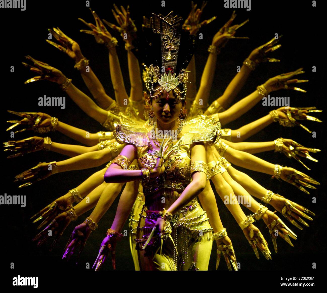 Impaired dancers hi-res stock photography and images - Alamy