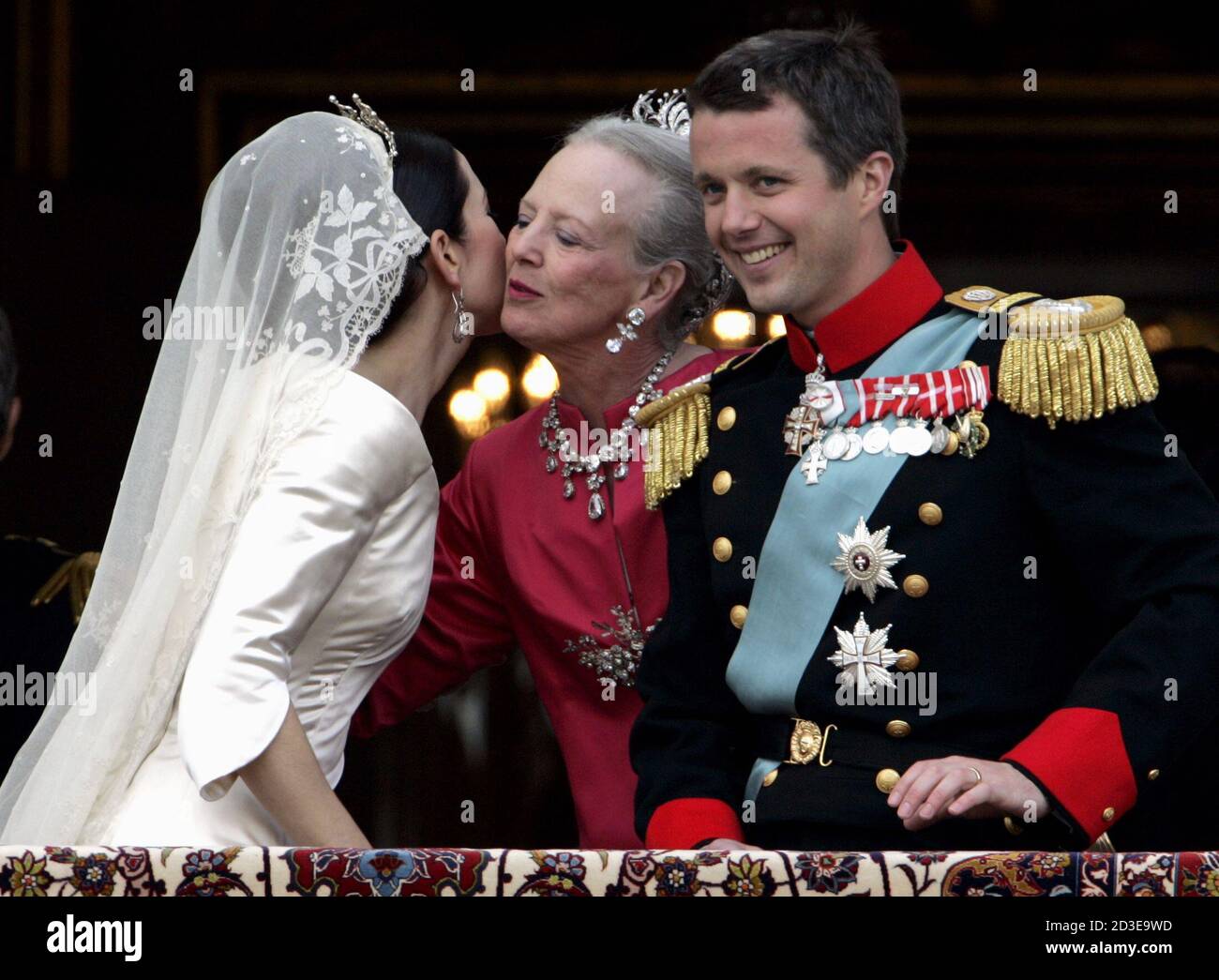 Princess mary denmark crowd hi-res stock photography and images - Alamy