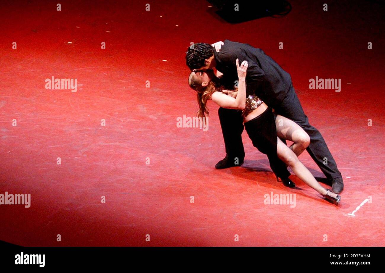 Tango dance uruguay hi-res stock photography and images - Alamy
