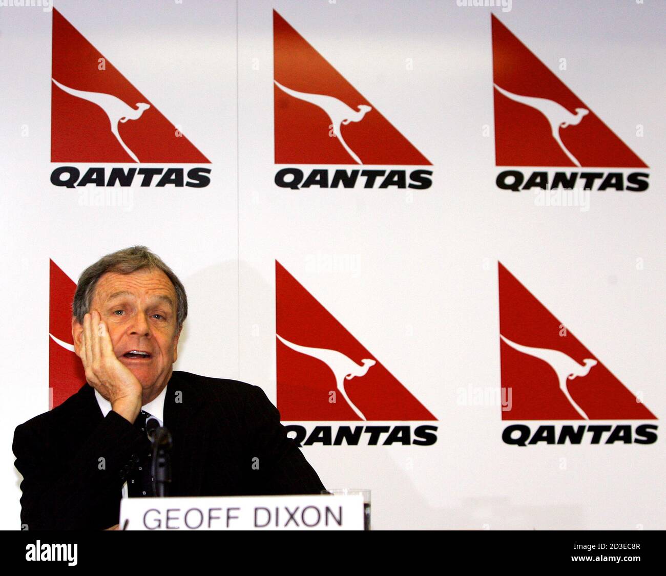 Qantas airways ltd hi-res stock photography and images - Alamy