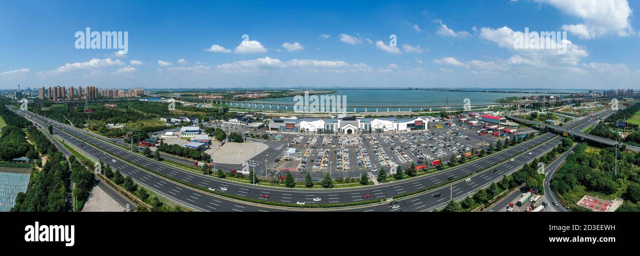 (201008) -- SUZHOU, Oct. 8, 2020 (Xinhua) -- Aerial panoramic photo ...