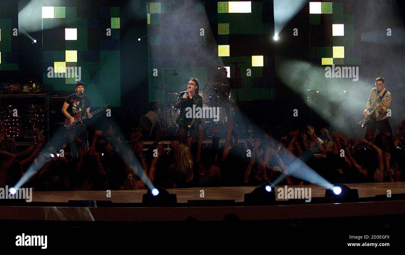 Mtv video music awards 2001 hi-res stock photography and images - Alamy