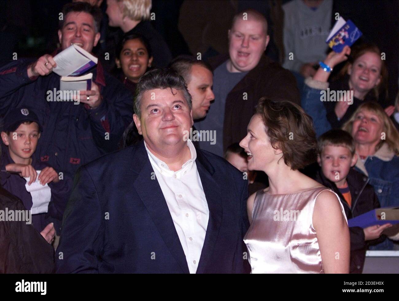 Harry potter 2001 premiere robbie hi-res stock photography and images ...