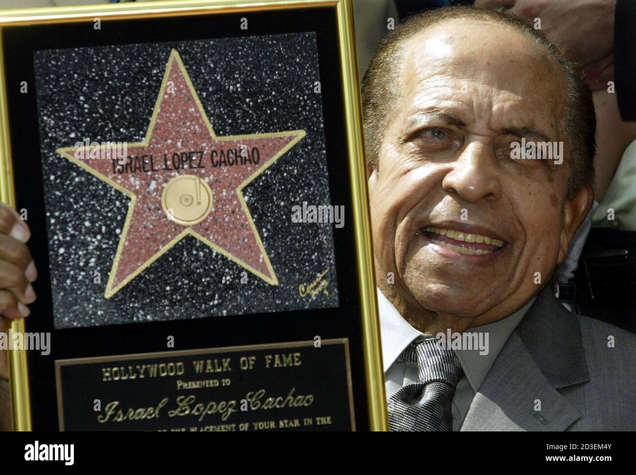 Cachao hi-res stock photography and images - Alamy